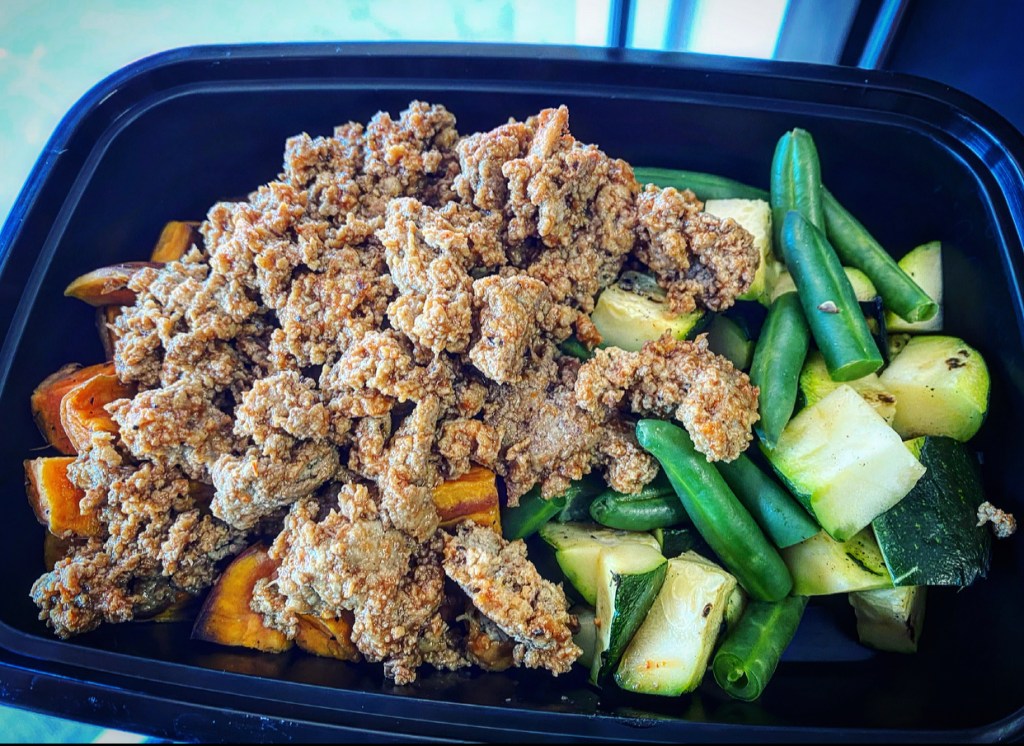 BBQ Ground Turkey | Roasted Sweet Potato | Grilled Zucchini | Green ...